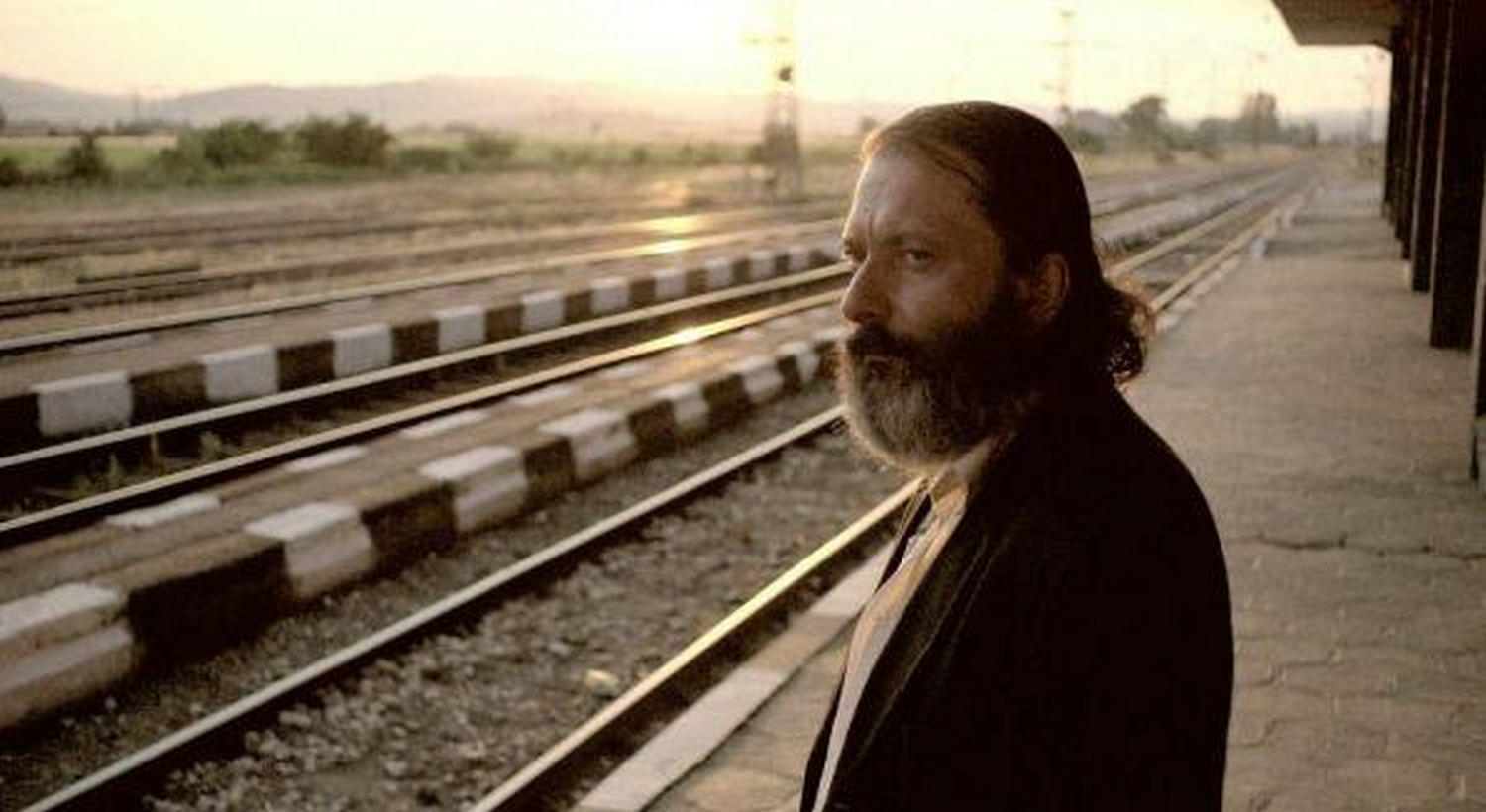 “Слава”- ако Кафка беше комик – très Punk très Chic