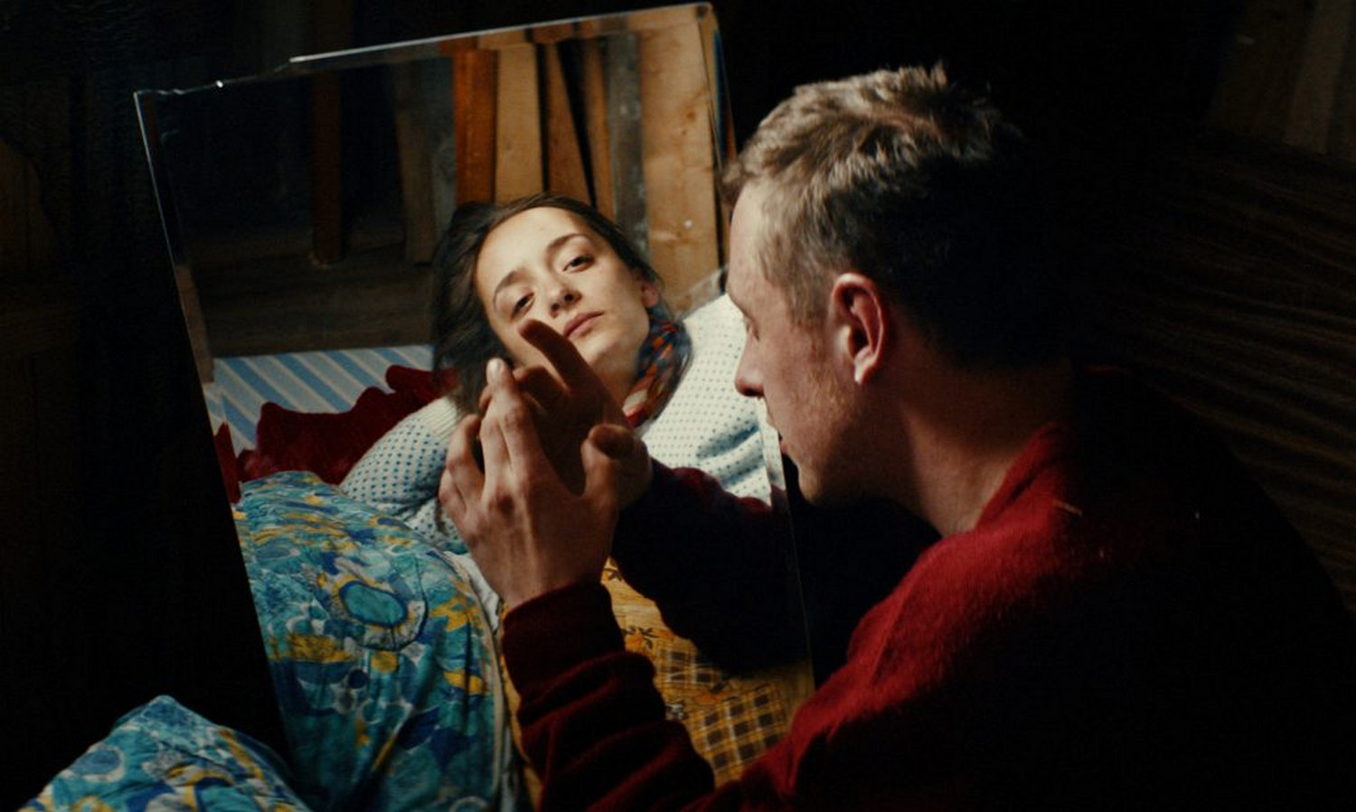 BIFF 2023 – Бургас, морето и неговите филмови хора – très Punk très Chic